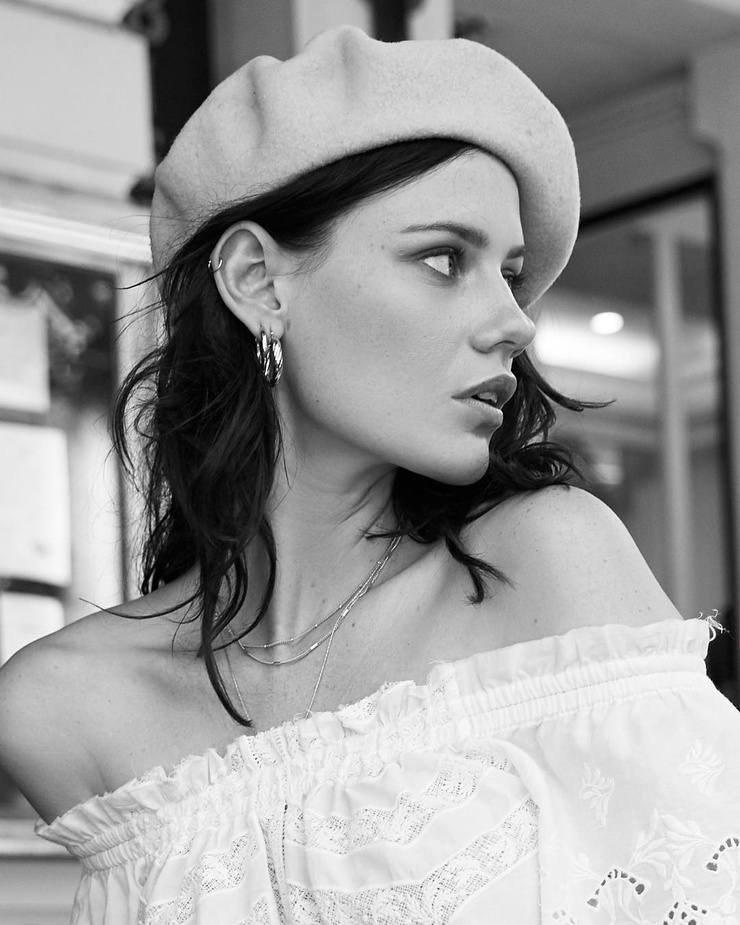 Picture of Lily Sullivan