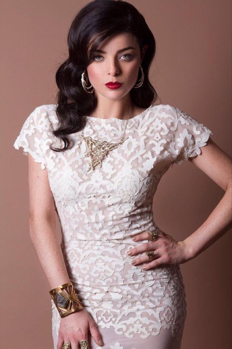 Picture of Violeta Isfel