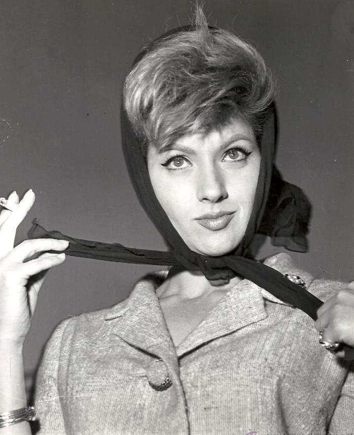 Picture of Helga Liné