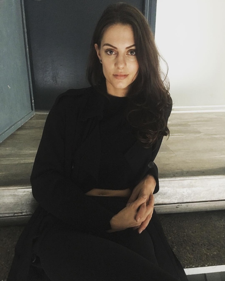 Picture of Julia Voth