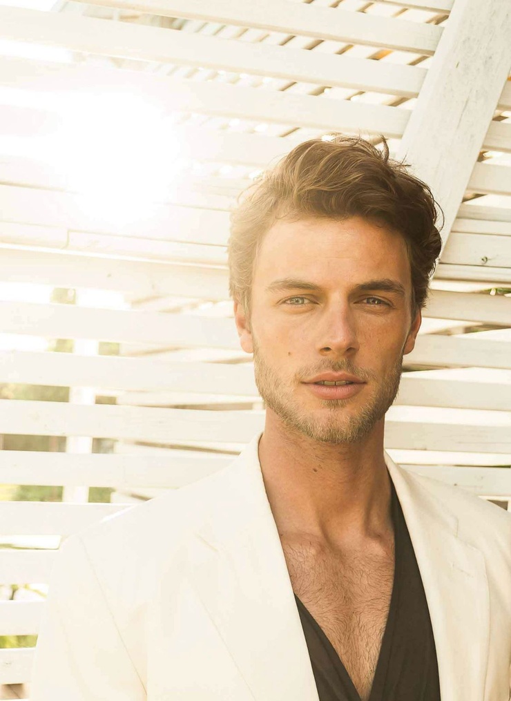 Picture of Casey Levens