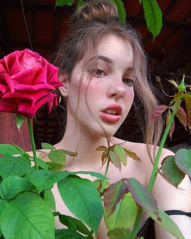 Picture of Jhulia Pimentel