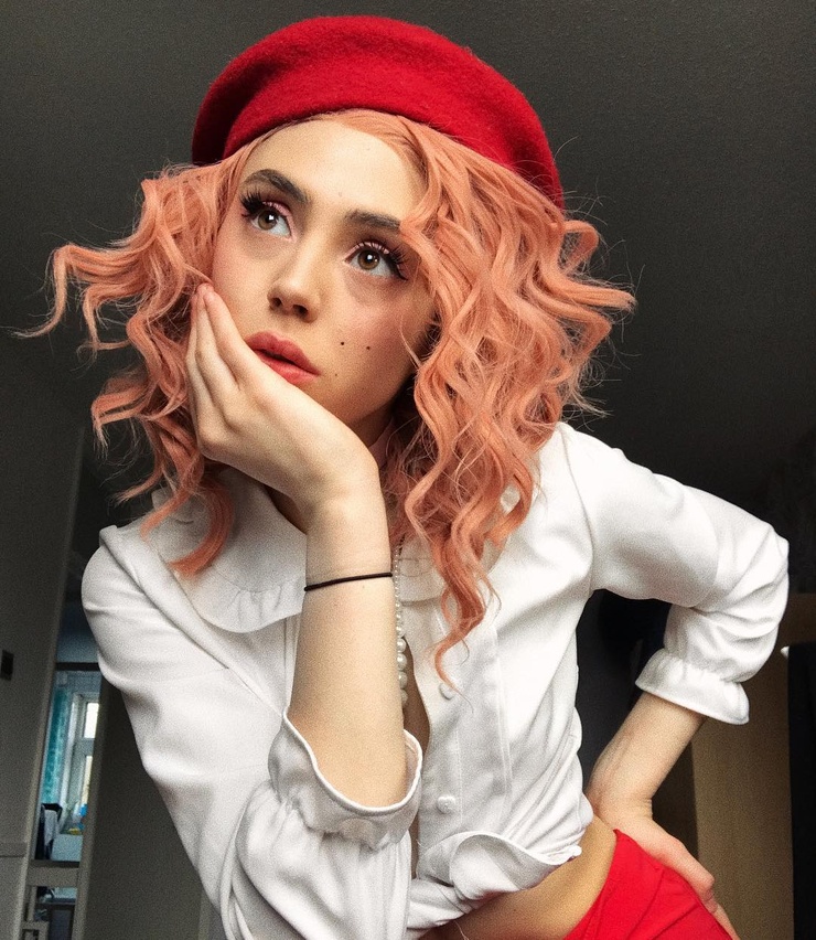 Picture of Mina Bell