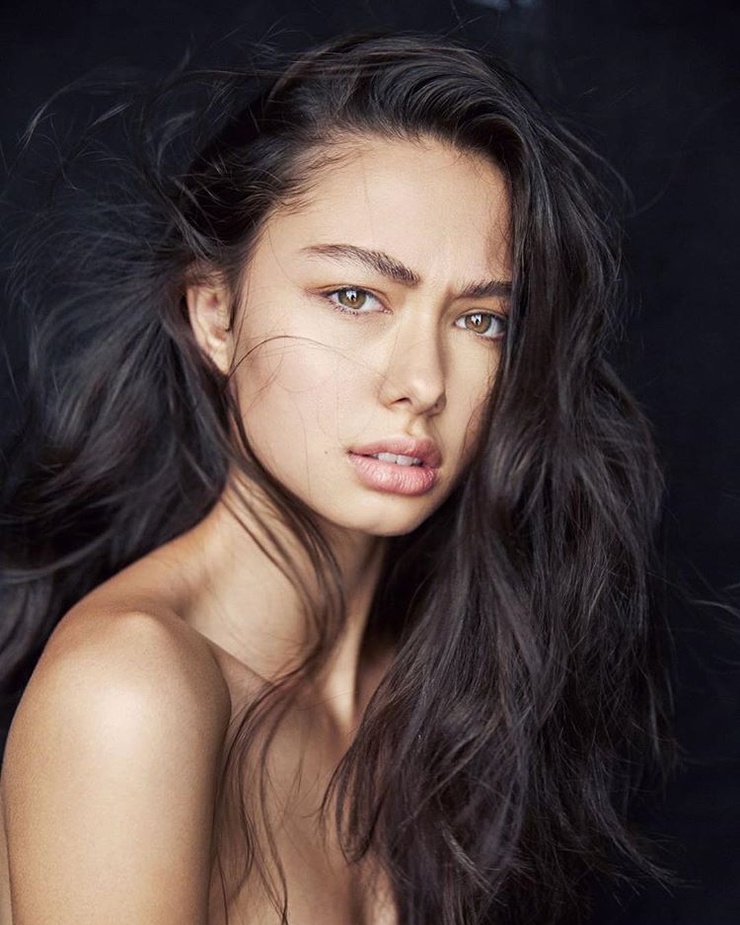 Picture of Bridget Hollitt