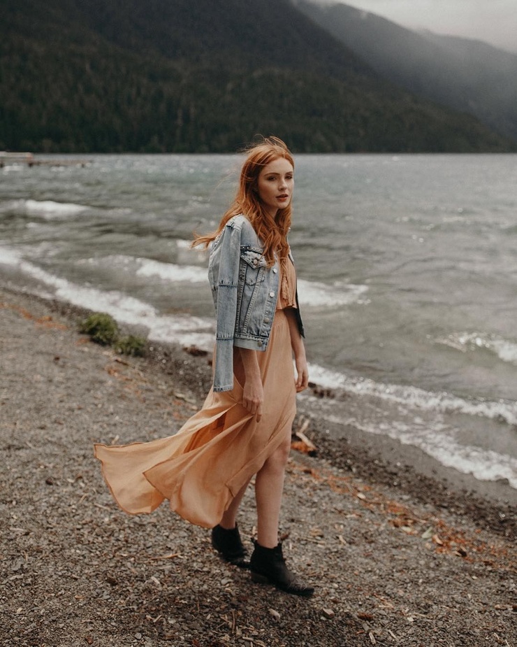 Danielle Victoria Perry image