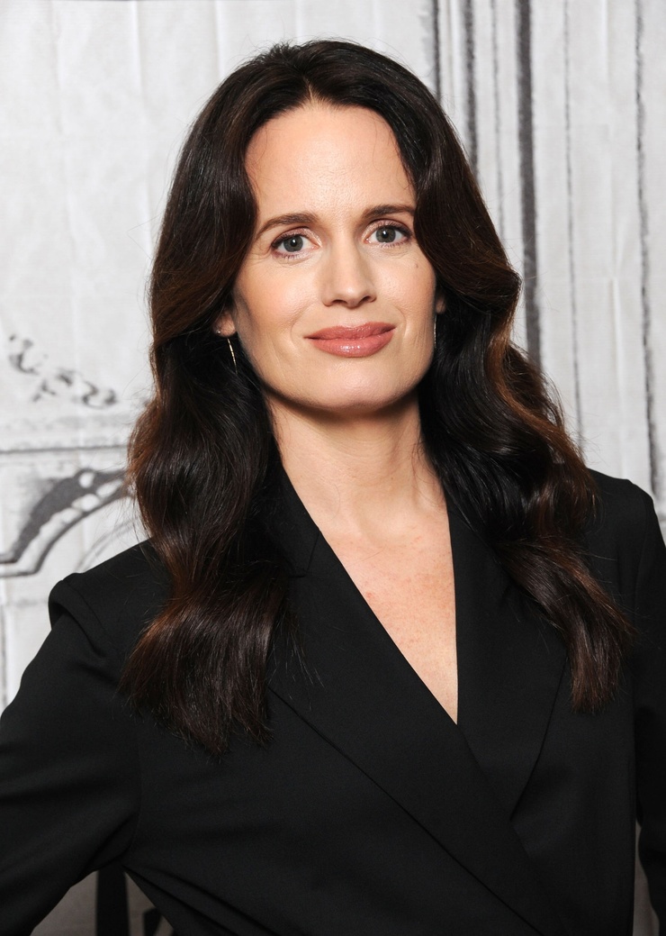 Elizabeth Reaser image