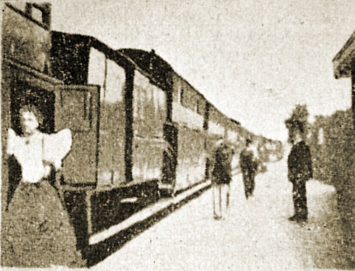 Picture of The Arrival of a Train at Vincennes Station (1896)