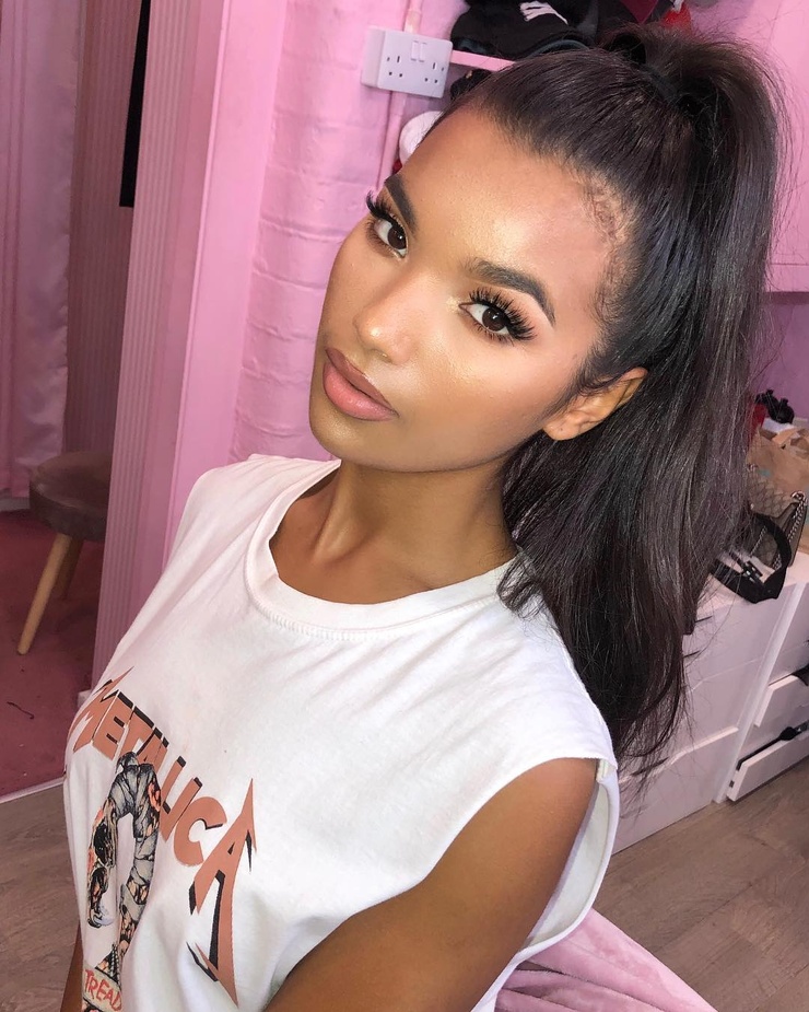 Picture of Chloe Scantlebury