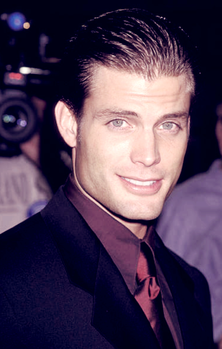 Picture of Casper Van Dien