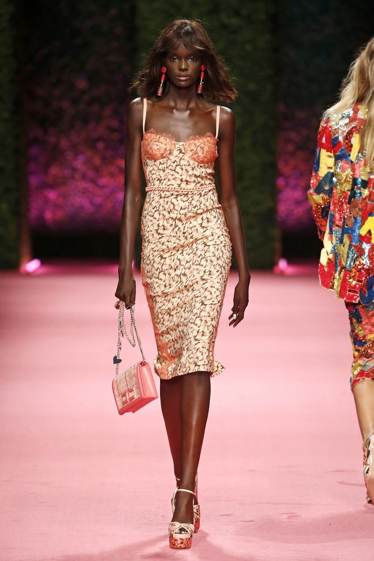 Duckie Thot picture