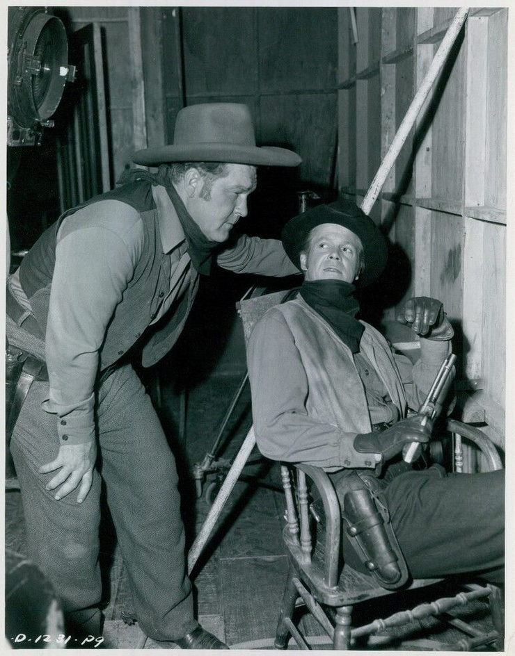 Guinn 'Big Boy' Williams, Dan Duryea