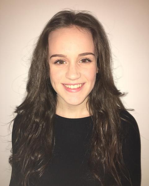 Picture of Ellie Leach