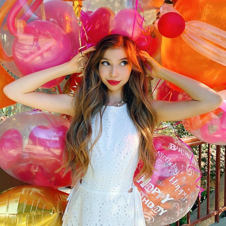 Picture of Lulu Lambros