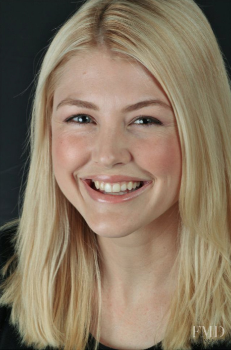 Image of Amanda Simons