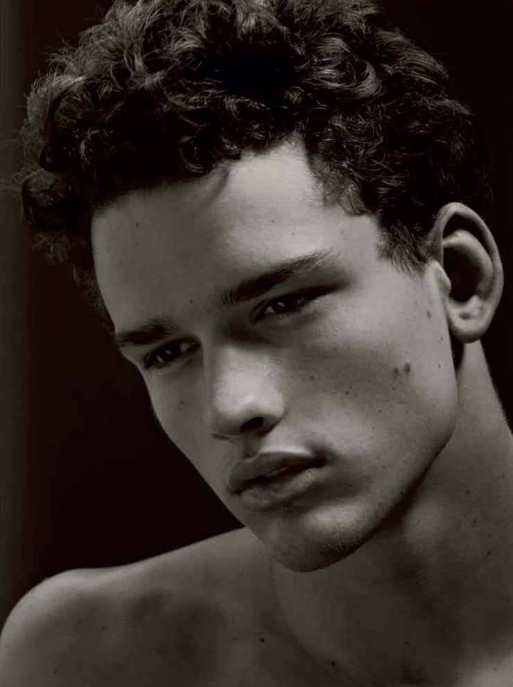 Picture of Simon Nessman