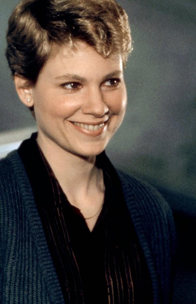 Picture of Lindsay Crouse