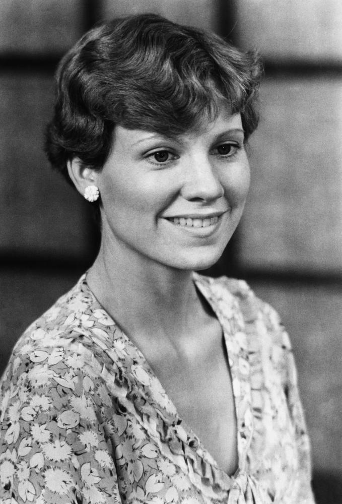 Picture of Lindsay Crouse