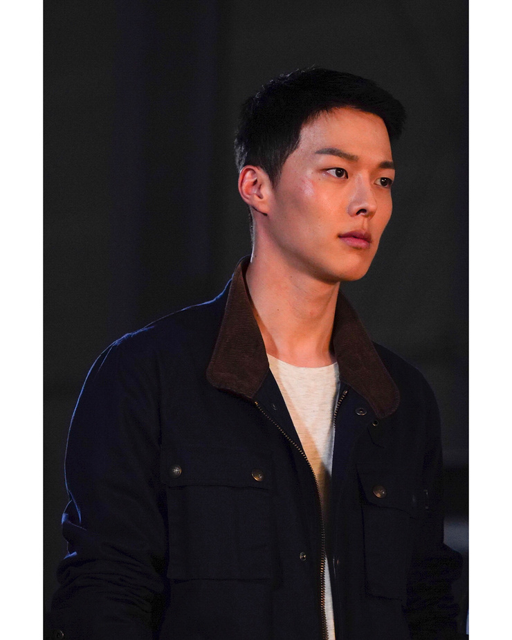 Jang Ki-yong picture