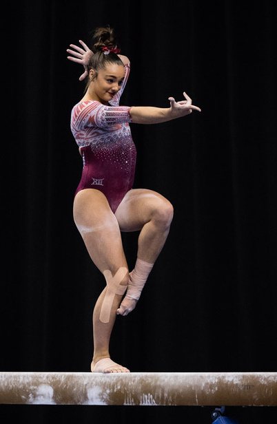 Maggie Nichols picture