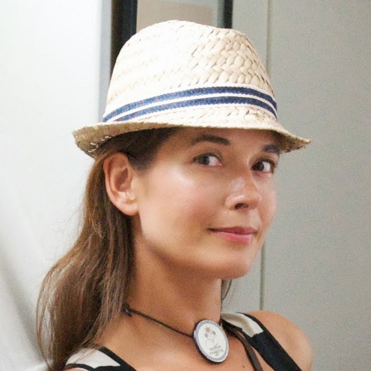 Picture of Simone Bendix