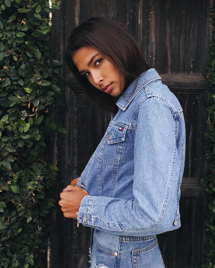 Picture of Laura Elizabeth Woo