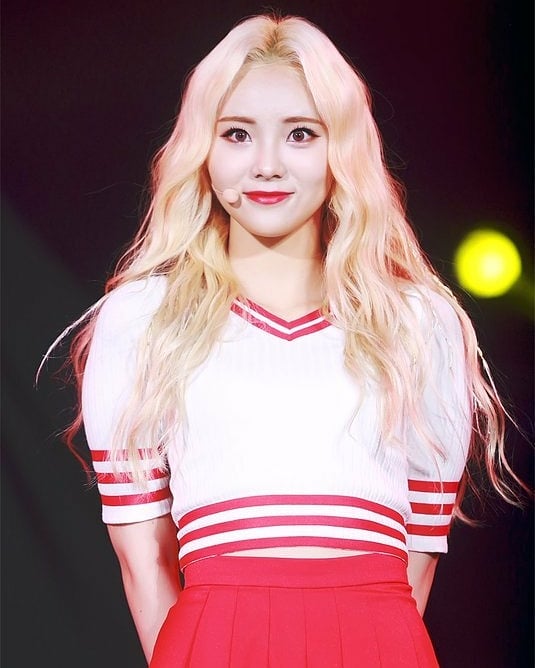 Jinsoul image