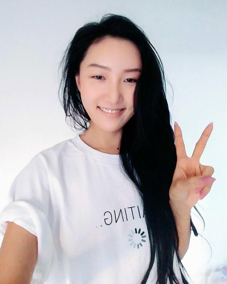 Picture of Hwasa
