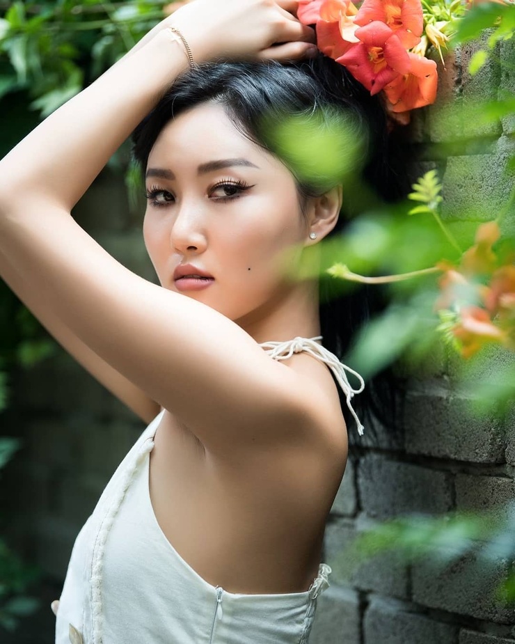 Picture of Hwasa