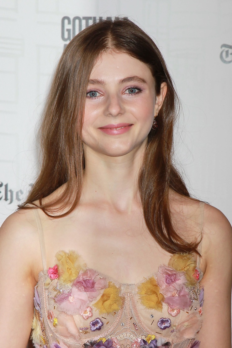 Thomasin McKenzie picture