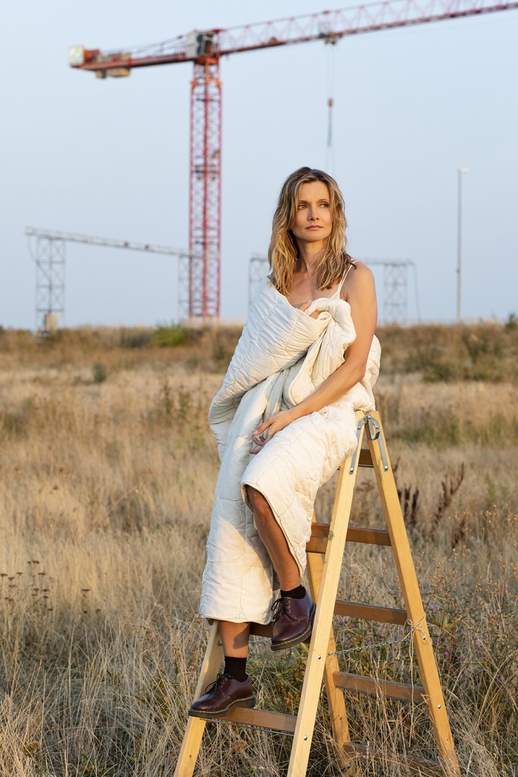 Alexandra Finder picture