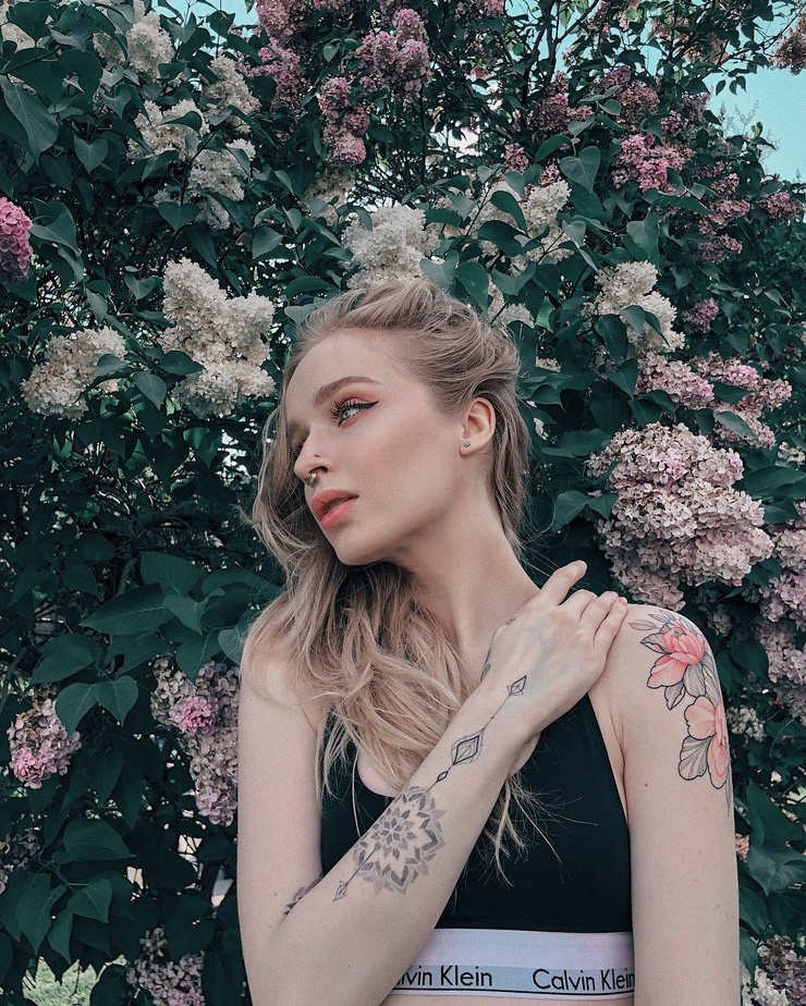 Alberta Berlin image