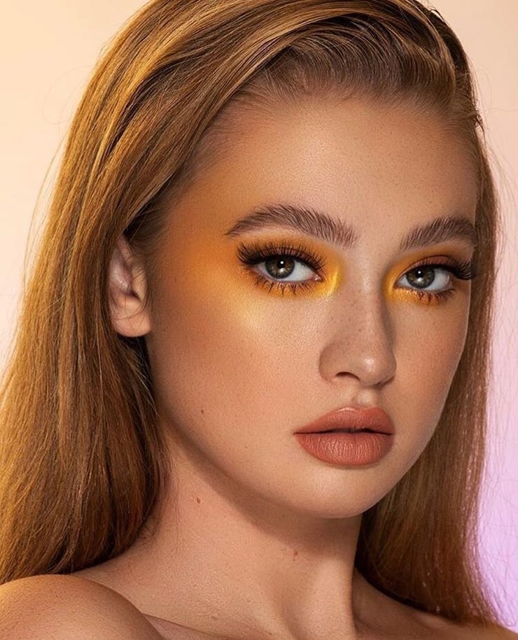 Picture of Cari Flowers