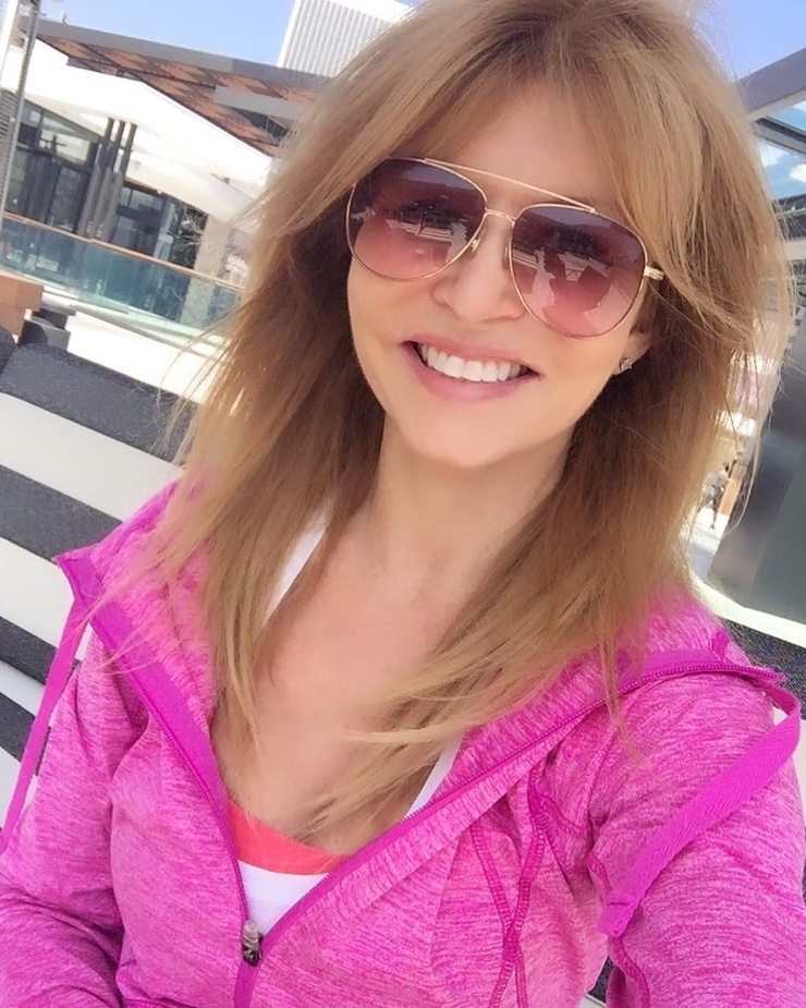 Hunter Phoenix picture