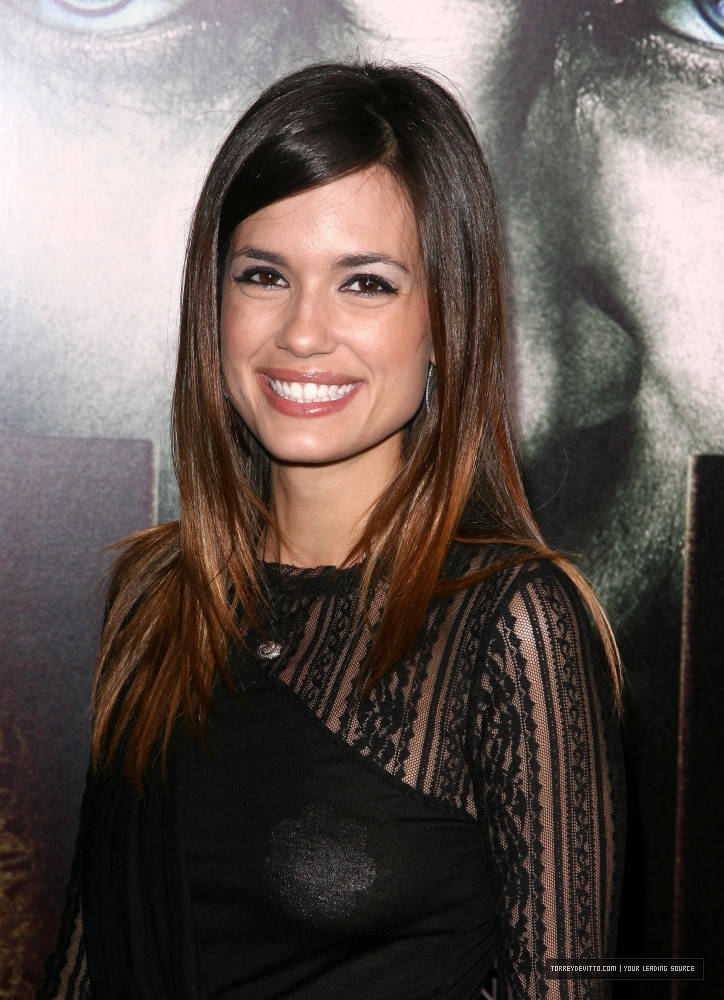 Picture of Torrey DeVitto