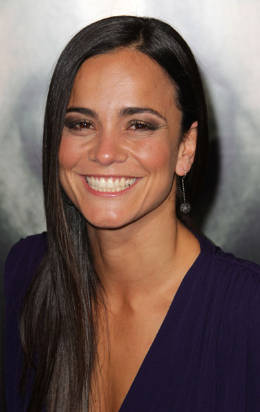 Picture of Alice Braga