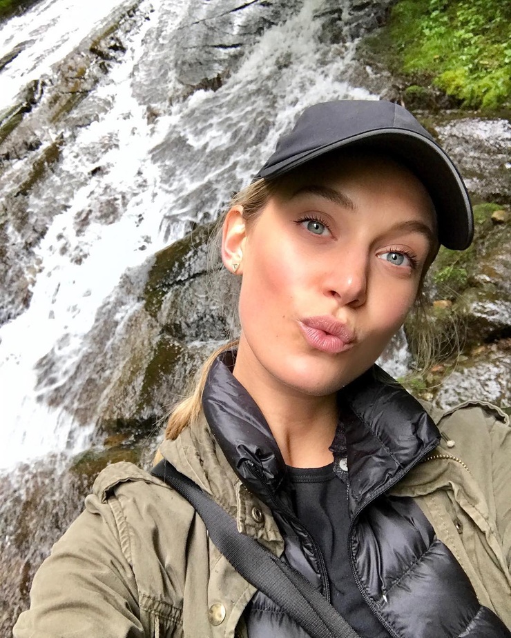Picture of Caroline Lowe
