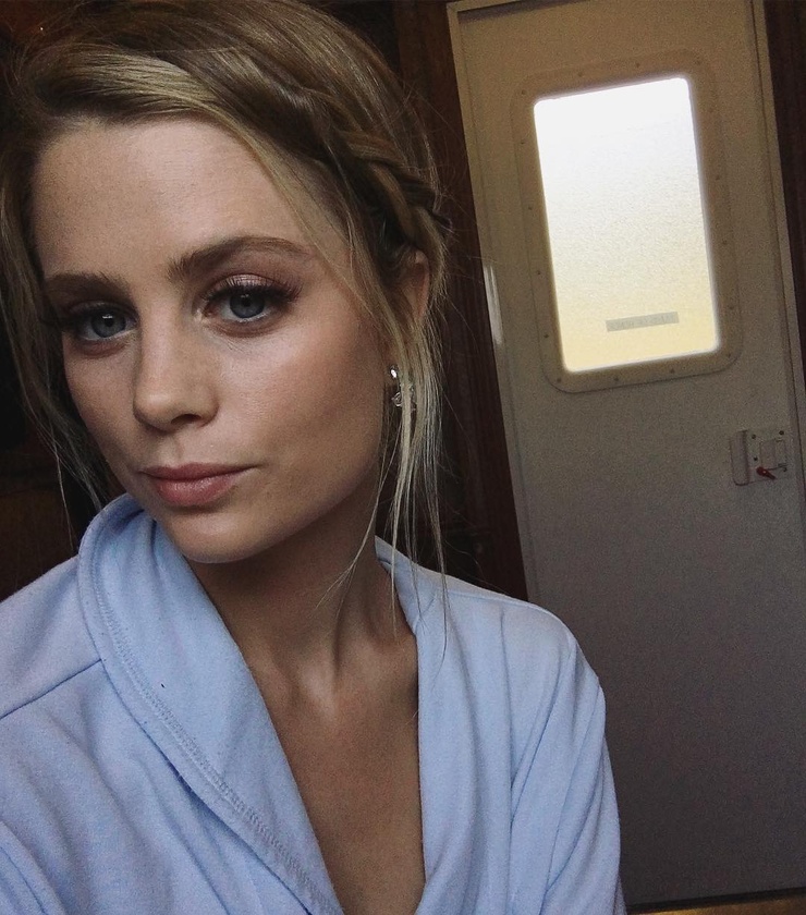 Image of Allison Holton