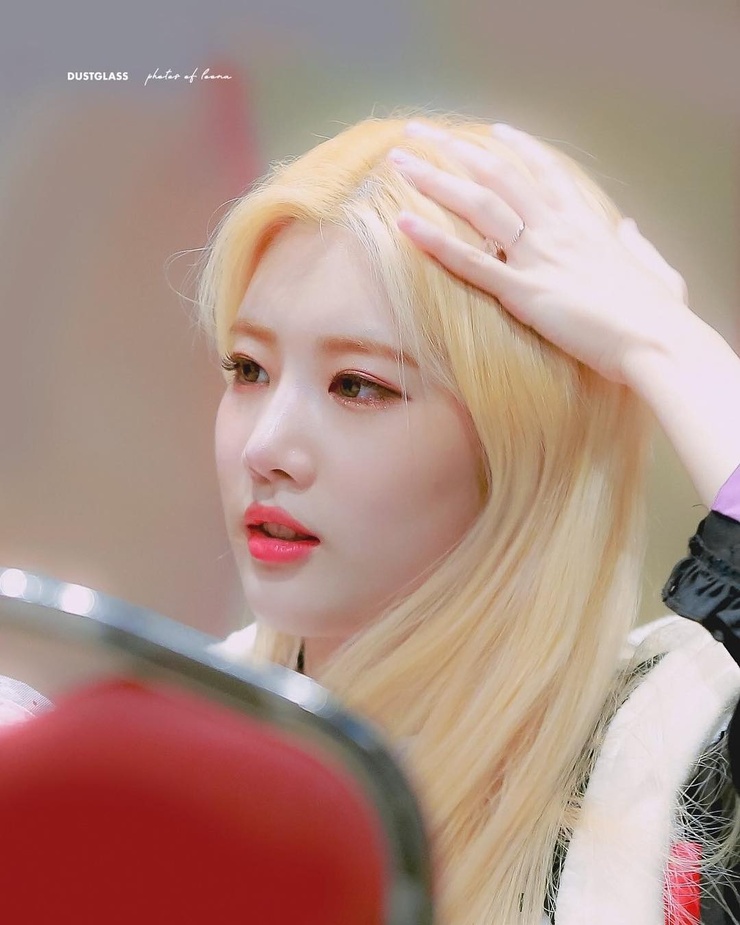 Picture of Kim Lip