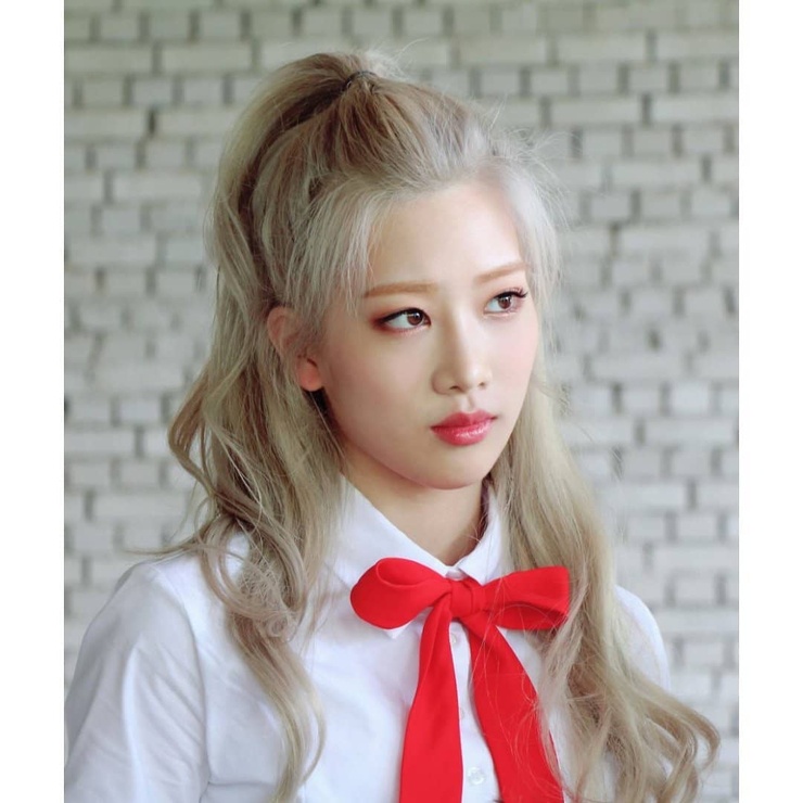Picture of Kim Lip