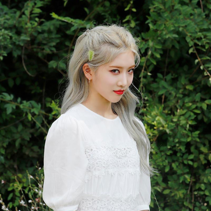 Picture of Kim Lip