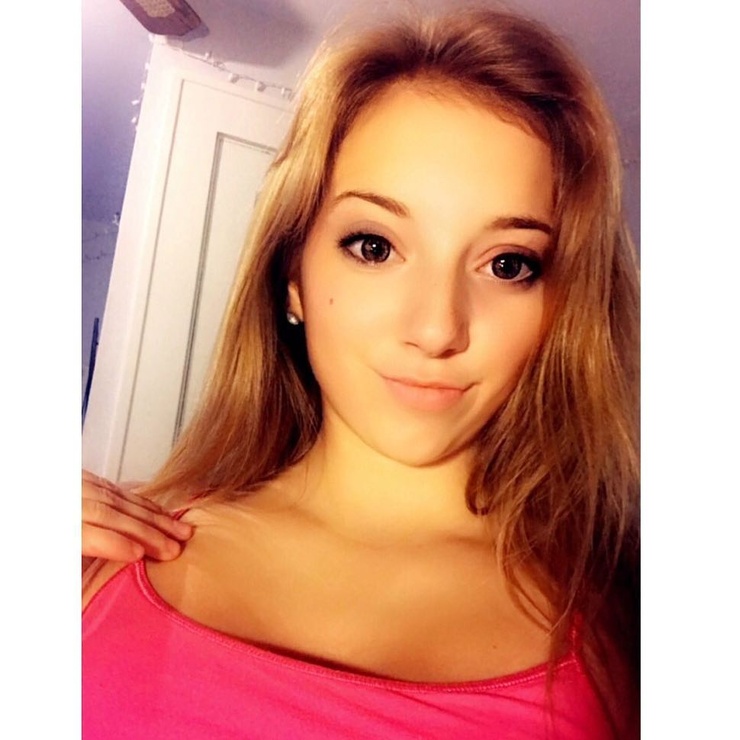 Picture of Hannah Stoessner