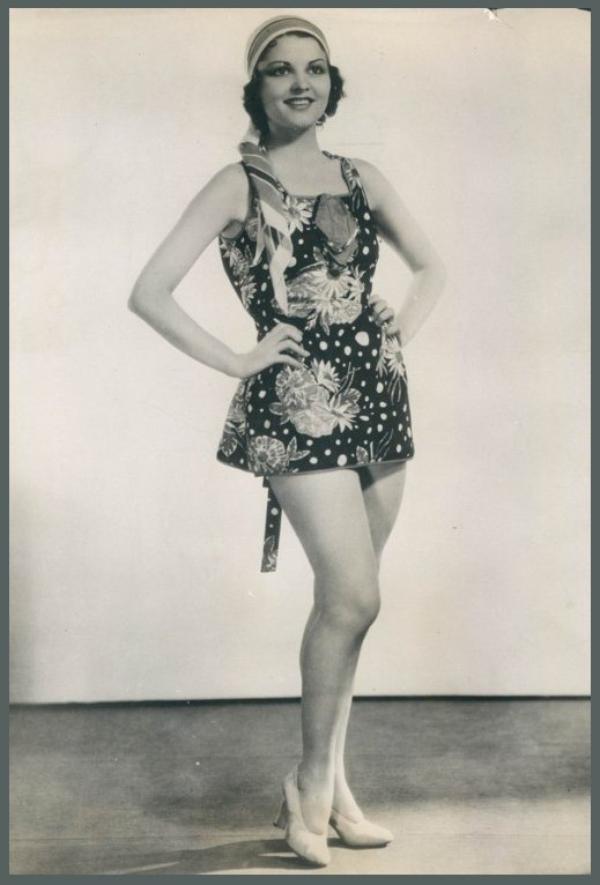 Picture of Lilian Bond