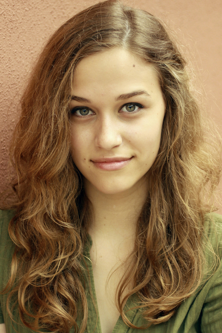 Picture of Zoe Graham