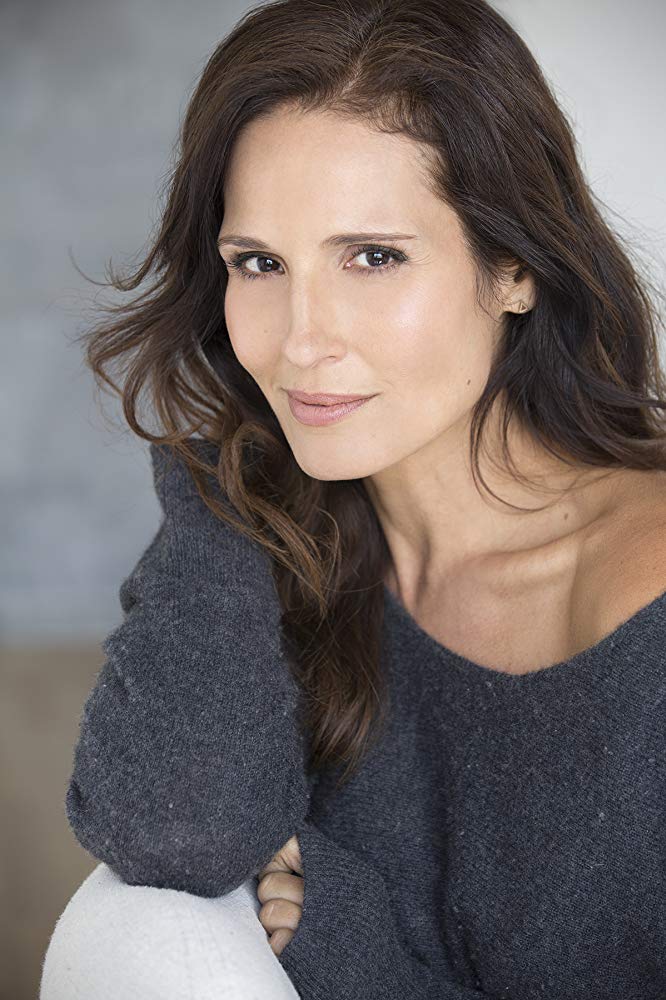 Picture of Lisa Roumain