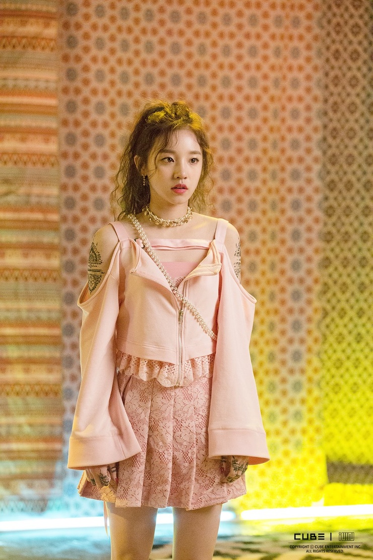 Picture of Yuqi