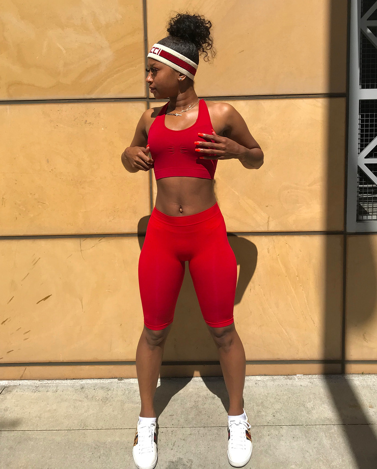 Yonca Dominique picture