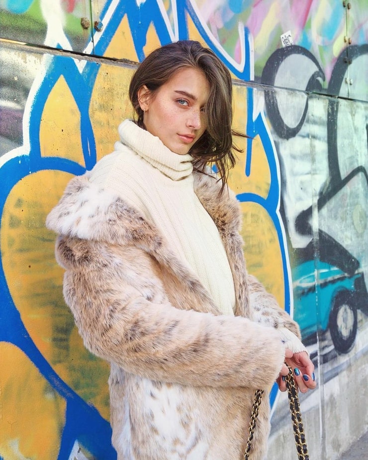 Picture of Jessica Clements