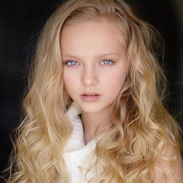 Picture Of Amiah Miller Picture Of Amiah Miller