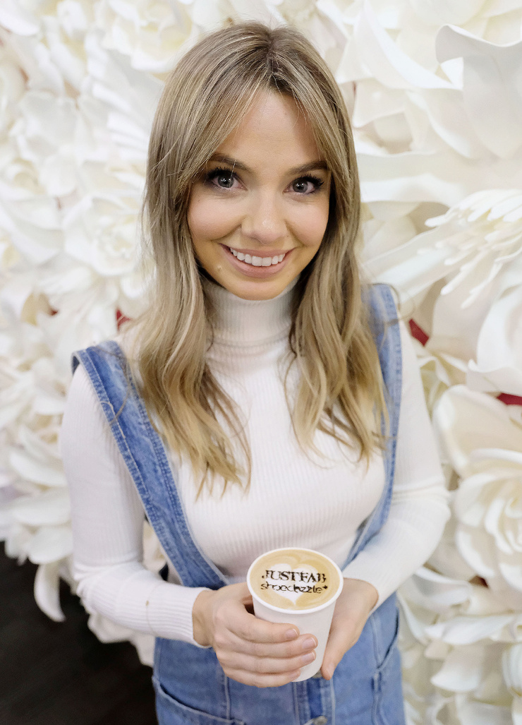 Picture of Mollie Bushnell