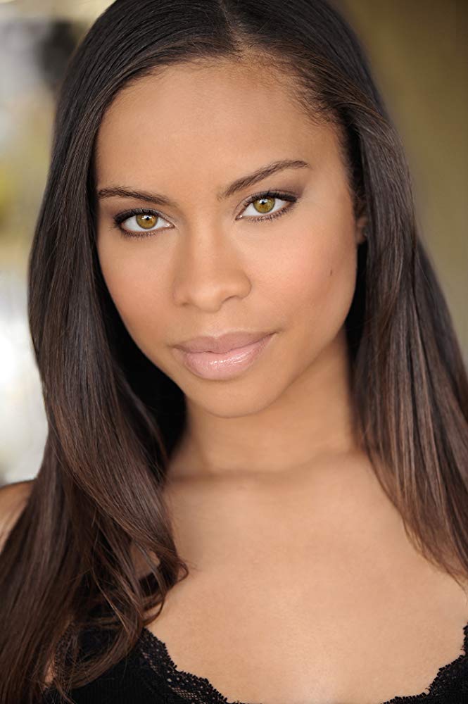 Picture of Chi'Von Golden